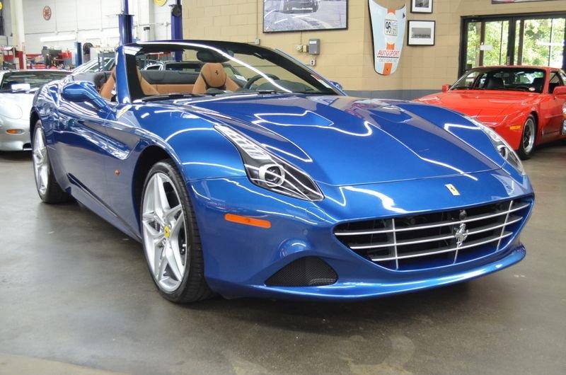 Ferrari California T Blue